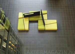 Közösségi terek és várószobák arculatát színesítő, formabontó stílusú ...