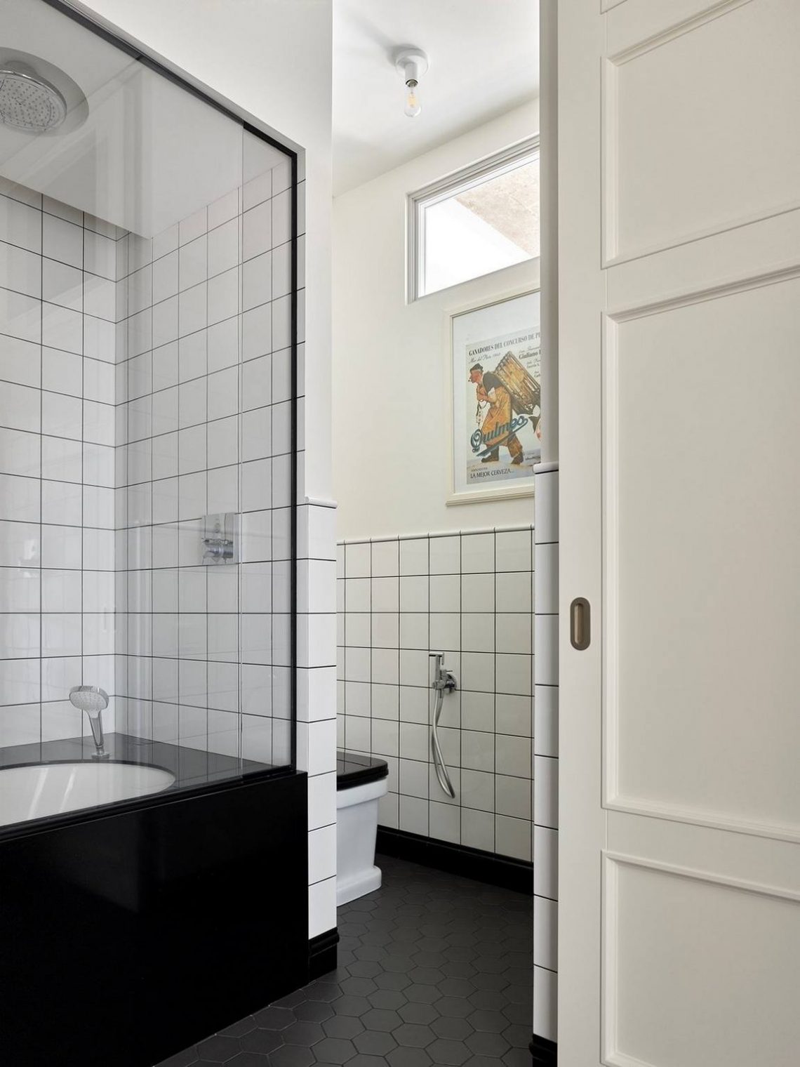 Hogyan lett egy régi bérház 56m2-es lakása modern és stílusos ...