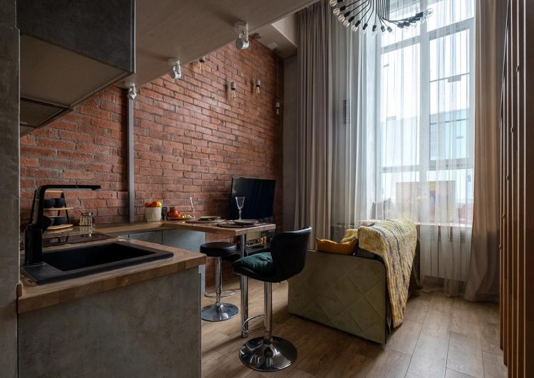 Így lett hangulatos kétszintes loft egy 30m2-es kis lakásból ...