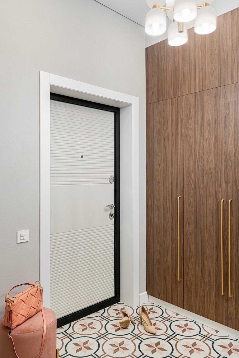 Így lett hely sok funkciónak kis lakásban: hölgy és cica 39 m²-en ...
